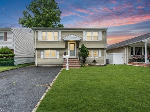 364 Franklin Ave, Kenilworth, NJ 07033