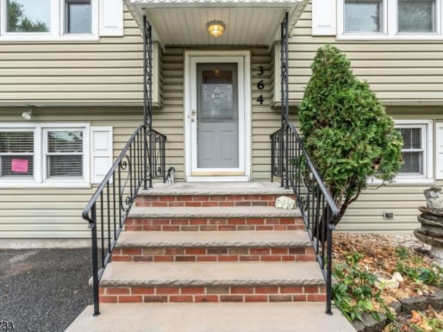 364 Franklin Ave