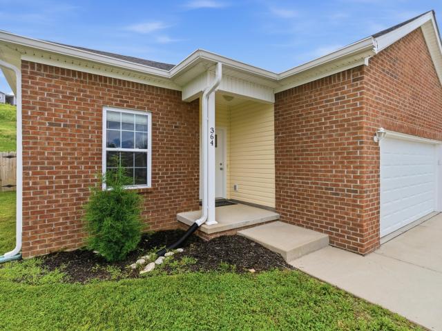 364 Oxford Circle