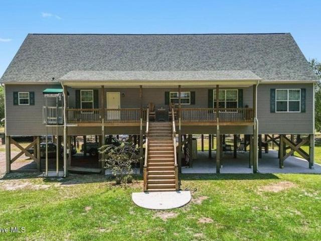 364 Murray Turner Farm Rd, Burgaw, NC 28425