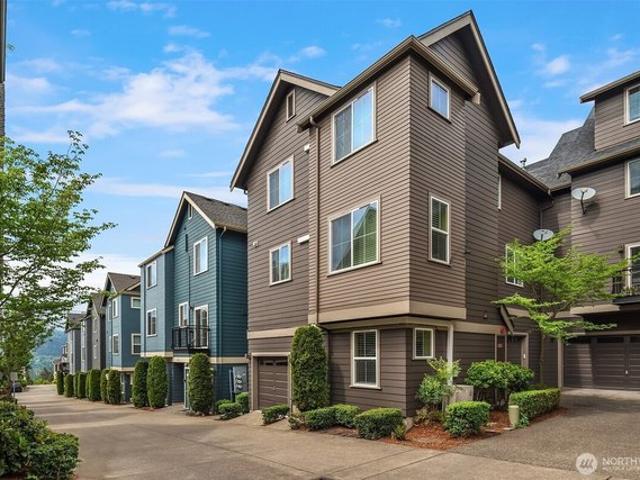 364 NE Darby Ln, Issaquah, WA 98029