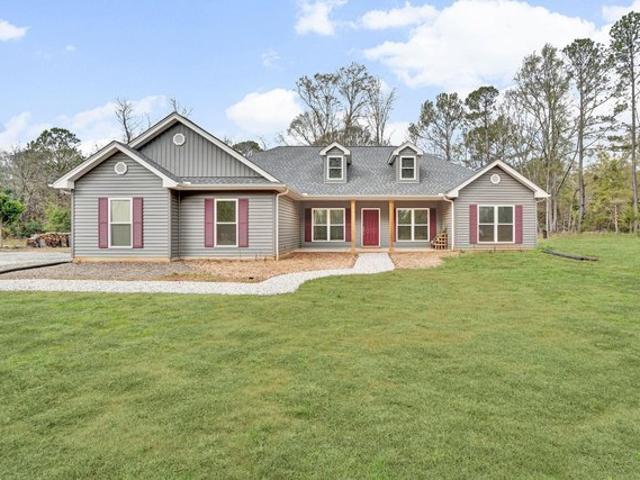 364 S Church St, Cross Hill, SC 29332