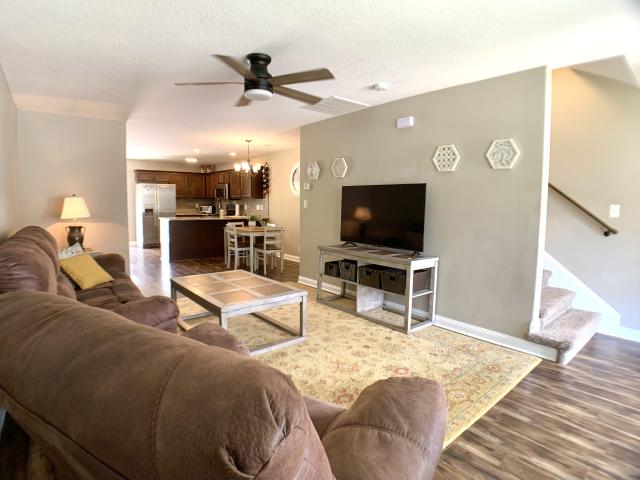 364 Sam Houston Cir, Clarksville, TN 37040 | MLS #3069 | Compass
