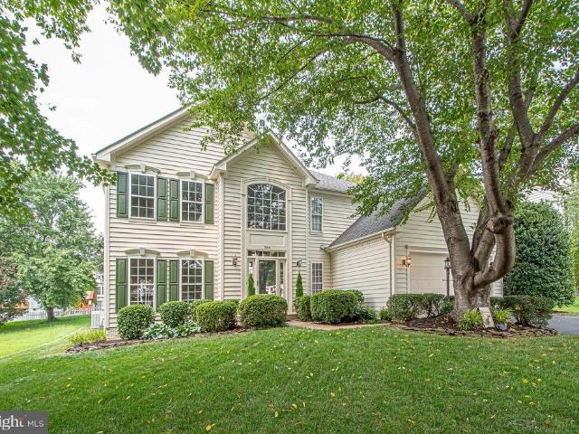 364 Singleton Circle