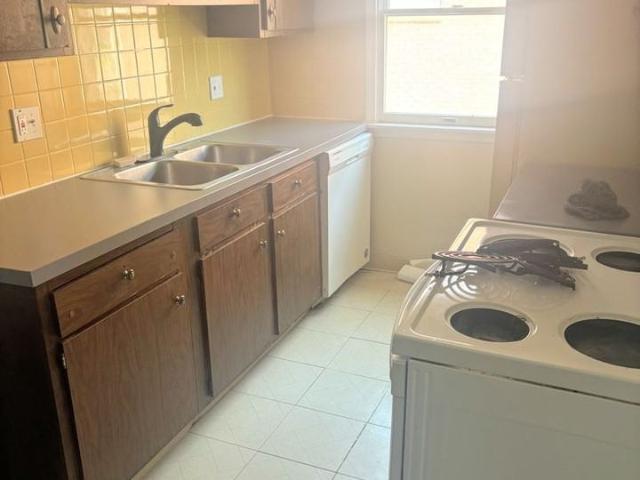 364 Robert Drive 2 Bedroom Apartment for Rent at 364 Robert Dr, North Tonawanda, NY 14120