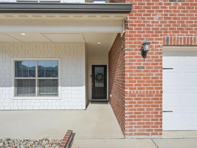 364 Ridgeland Oak Drive