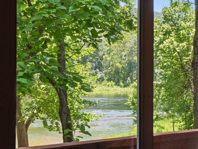 364 Wimbledon Dr Apt 1, Branson, MO 65616