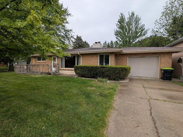 3654 Emery St, Akron, MI 48701
