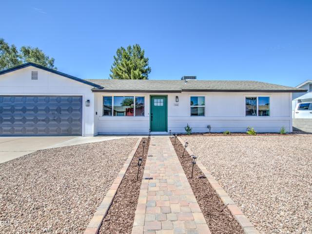 3654 W Carla Vista Drive