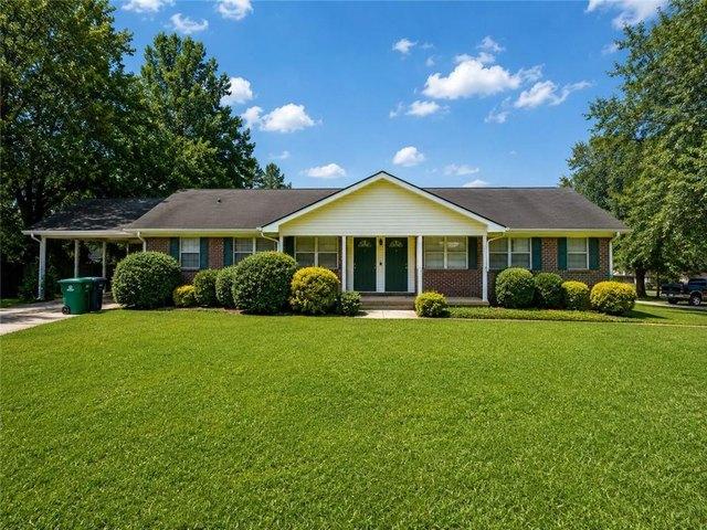 3655 Aldea Dr, Decatur, GA 30032