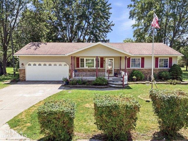 3655 Ravenswood Rd, Marysville, MI 48040