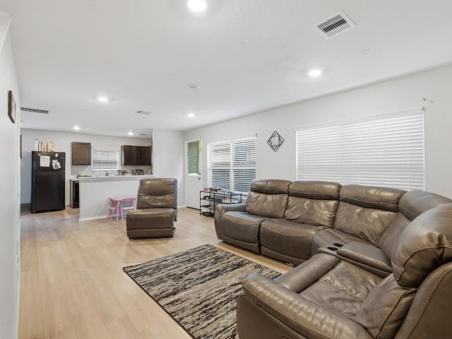 3655 Solanum Drive