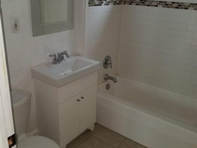 3656 Chelton Rd, Shaker Heights, OH 44120