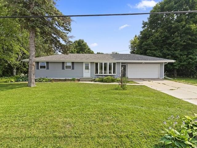 3656 Humboldt Rd, Green Bay, WI 54311