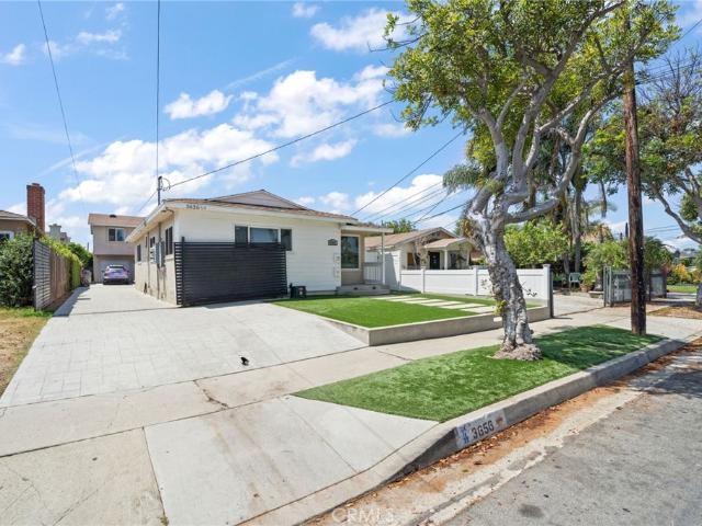 3656 W 108th St, Inglewood, CA 90303 | MLS #PW26036 | Compass