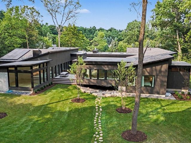 3657 Knoll Creek Court
