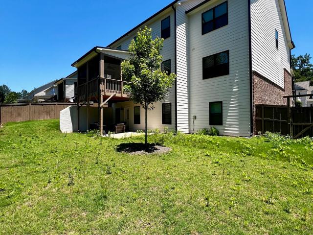 3657 3 Thornhill Court