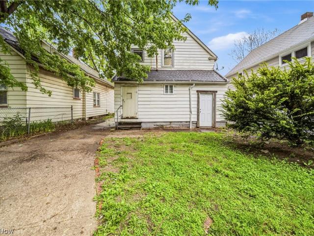 3658 E 55th Street