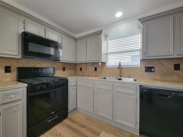 3658 Villa Glen Drive