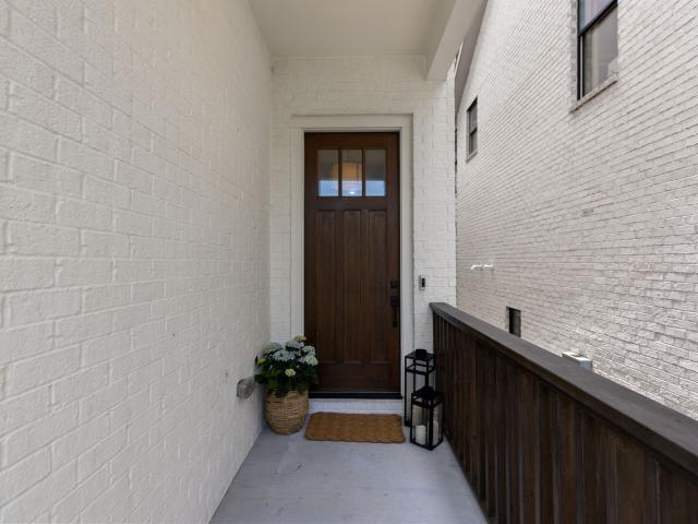 3650 Mayflower Pl