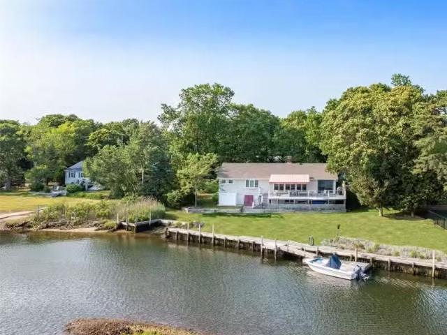 3650 Ole Jule Lane, Mattituck, NY 11952