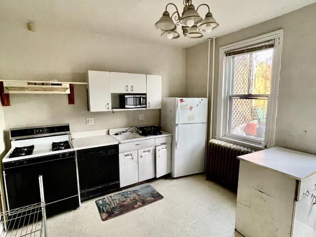 3650 Calumet St, Philadelphia, PA