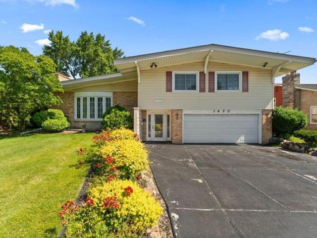 3650 E 34th Pl, Hobart, IN 46342