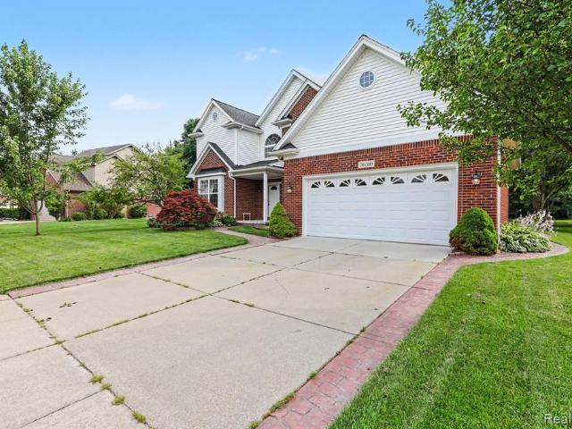 36510 Orchard Lake Drive