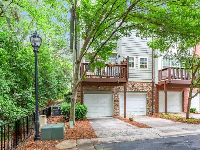 3651 Ashford Creek Place NE