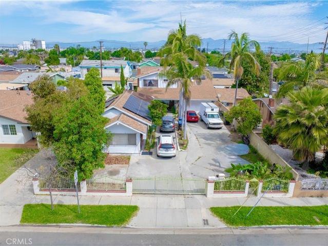 3651 E 56th St, Maywood, CA 90270