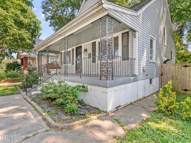 3651 Henry Ave