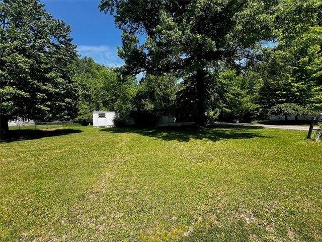 3651 Sample Rd, Hermitage, PA 16148