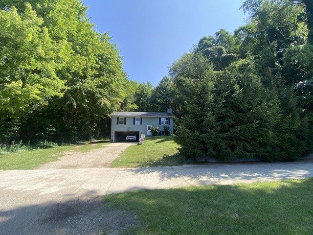 3651 64th St, Holland, MI 49423