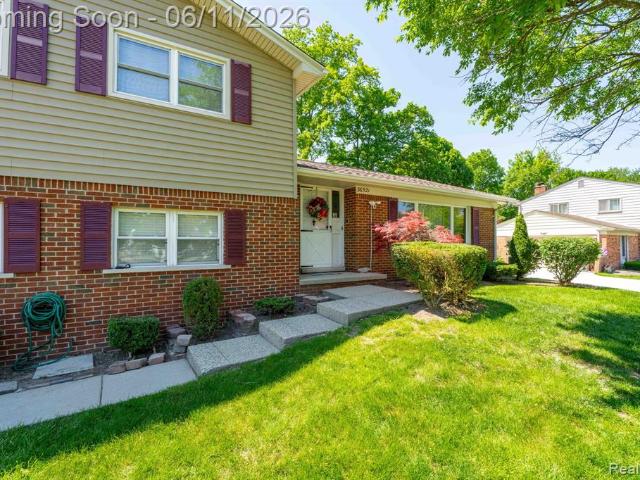 36521 Gloucester Drive