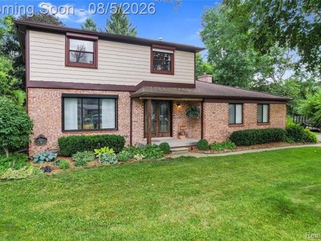 3652 Mount Vernon Ct, Highland, MI 48356