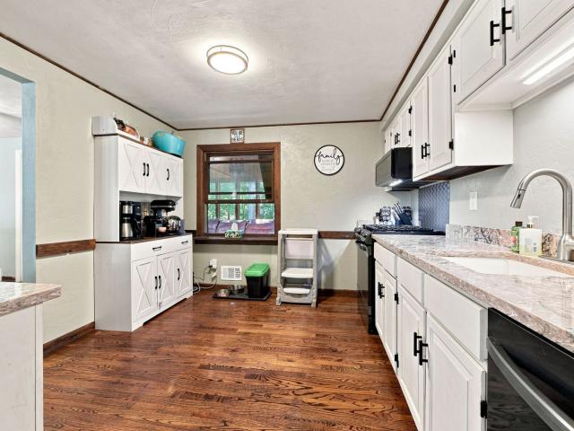 3652 Forbes Trail