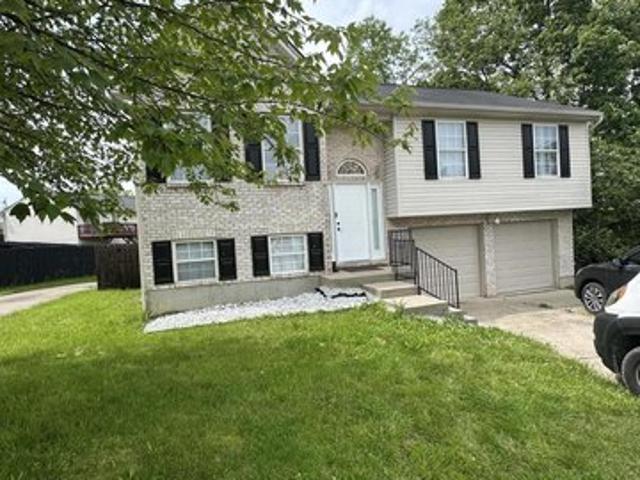 3652 Pondside Ct, Elsmere, KY 41018