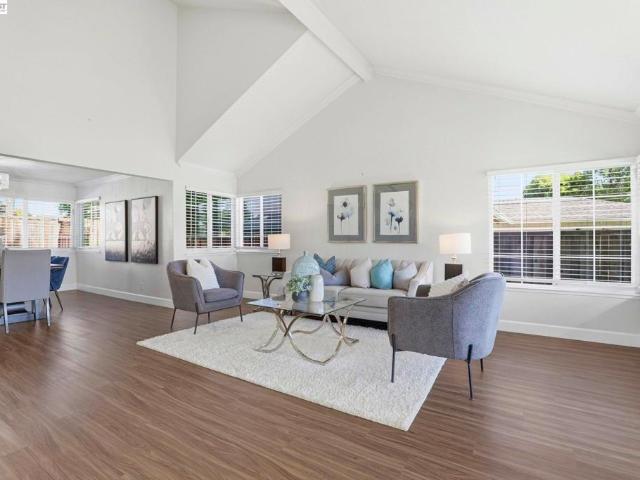 3653 Pimlico Dr