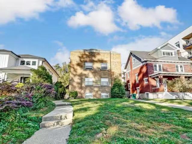 3653 Shaw Avenue, Cincinnati, OH 45208