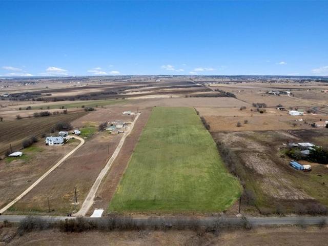 365 County Road 153, Georgetown, TX 78626