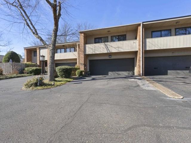 365 Caraway Cv Unit 365, Memphis, TN 38117