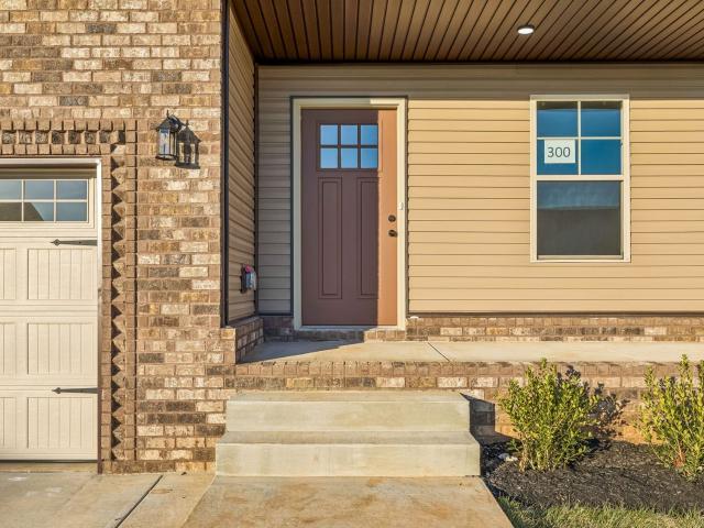 365 Cardinal Creek Dr, Clarksville, TN