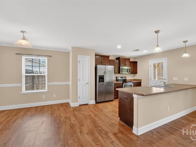 365 Creekside Circle
