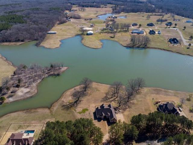 365 Belle Farms Dr Lot 17, Rossville, TN 38066