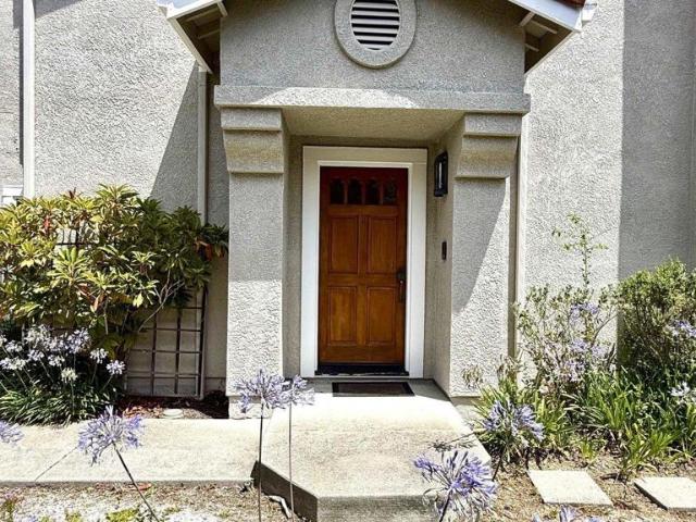 365 Bellflower Dr
