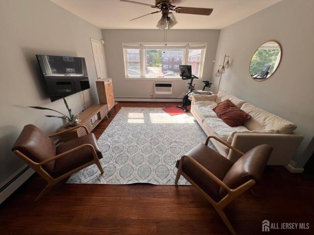 365 Bloomfield Avenue 9 b