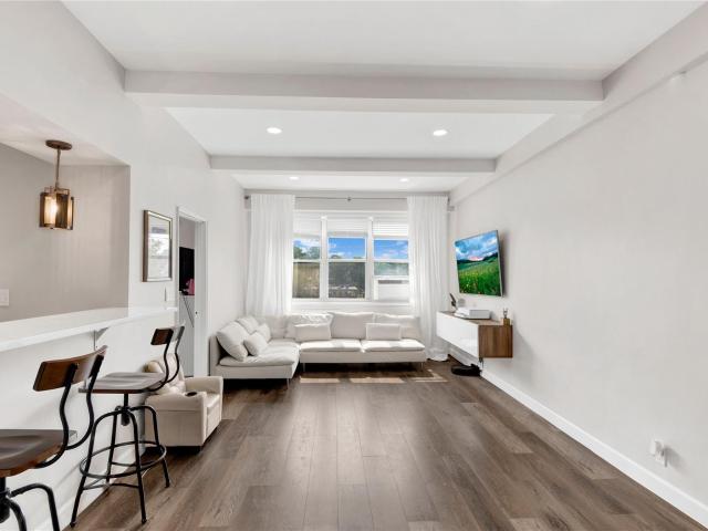 365 Bronx River Road 1F