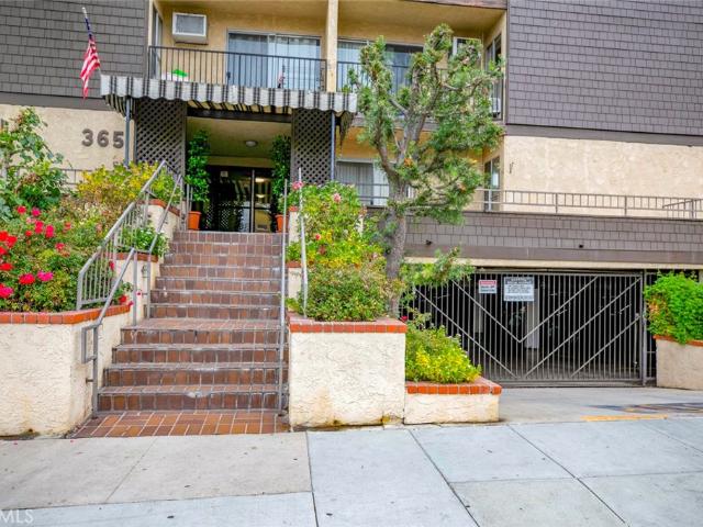 365 Burchett Street 217