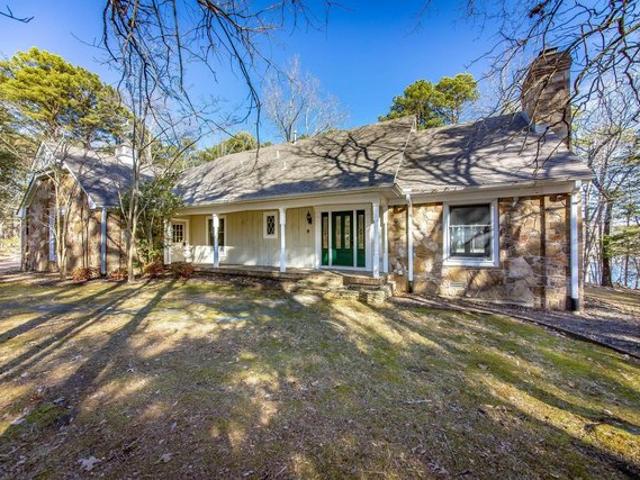 365 Grand Isle Dr, Fairfield Bay, AR 72088