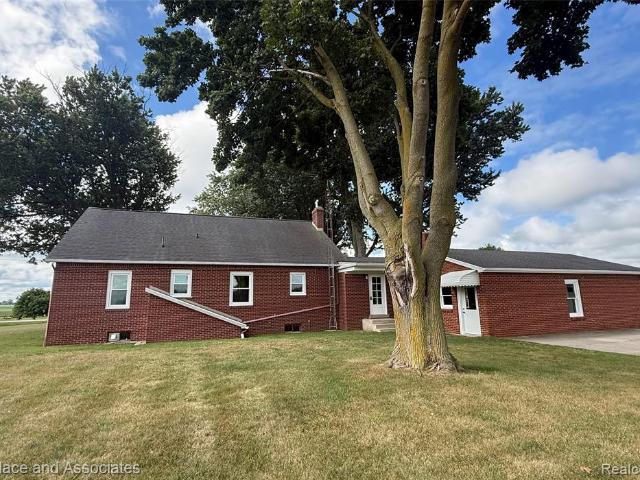 365 E Peck Road